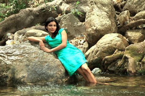 Model Reshmi R Nair Photo Gallery