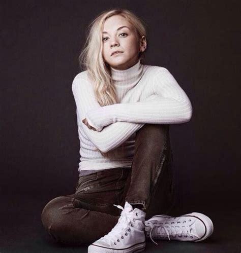 Beth Greene Outfits Blonde Twd Characters Beth Twd Icons Emily Kinney