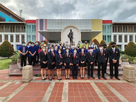 คณะวิศกวกรรมศาสตร์ จัดโครงการสืบสานวัฒนธรรมวันขึ้นปีใหม่ตามวิถีไทย คณะวิศวกรรมศาสตร์ ประจำปี