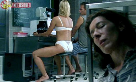 Nackte Doreen Jacobi In Crocodile Alert