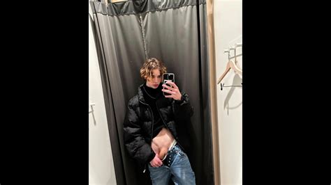 Hung Yo Bottom Is A Sexual Feast