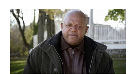 Charles Dutton