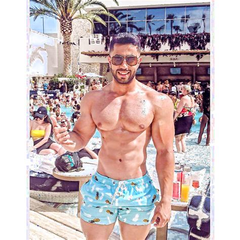 Men Nipples And Pecs Image 3096417 Thisvid Tube