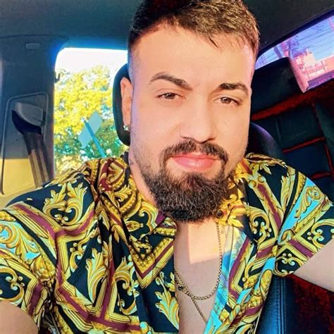 Ale Alex Alexandru02 • Threads Say More