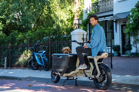 The Difference Between A Cargo Bike And An Electric Cargo Bike