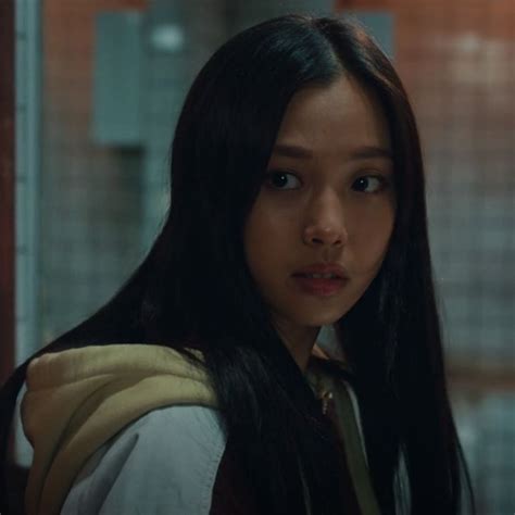 Lee Eun Yoo Looking At Yoon Ji Su Ep 4 Sweet Home Go Min Si