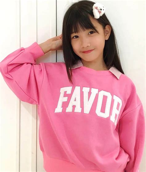 Byloveitさんのインスタグラム写真 Byloveitinstagram 「by Loveit♡insta Girl りんりん秋コーデ♡ カラフルvsモノトーン どっちが好き