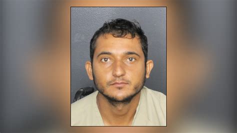 Deerfield Beach Man Accused Of Sex With Girl Then Extorting Her Mother