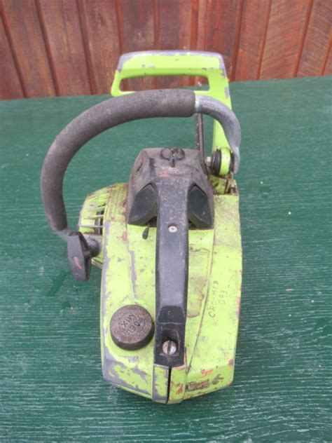 Vintage Poulan 2300av Chainsaw Chain Saw With 16 Bar Ebay