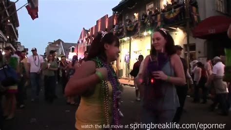 Flashing At Mardi Gras Eporner