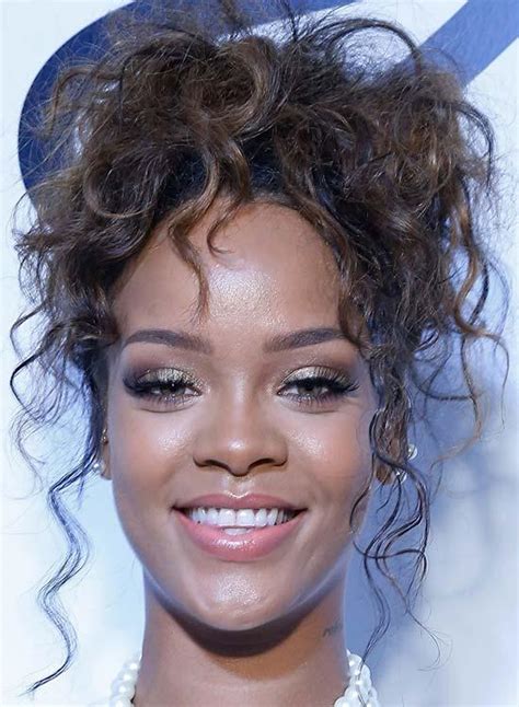 50 Best Rihanna Hairstyles