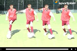 Drag And Push 1 V 1 Skills Soccer Drills Soccer Sportplan
