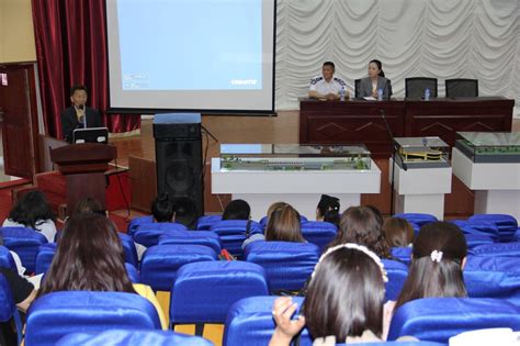 Хүүхдийг зам тээврийн ослоос хамгаалахад багш нар чухал үүрэгтэй