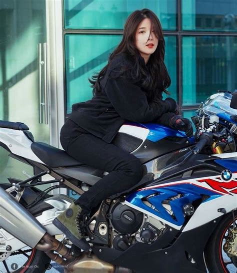 여성 라이더 오토바이 바이크 이륜차 갤러리