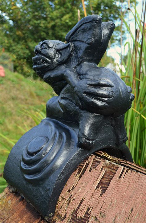 Mooning Gargoyle Half Round Roof Finial Brighthelmstone
