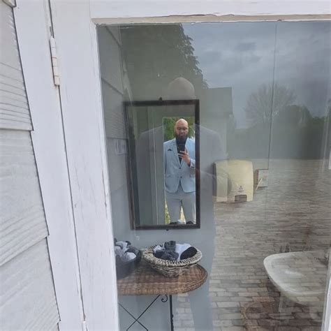 Im Loving The Show And I Am By No Means A Person Who Looks For The Small Details Nor Am I