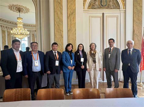 ДЭЛХИЙН МАЛ АМЬТНЫ ЭРҮҮЛ МЭНДИЙН БАЙГУУЛЛАГЫН ЕРӨНХИЙ ЗАХИРАЛ БОЛОН ХОЛБОГДОХ ХҮМҮҮСТЭЙ УУЛЗЛАА