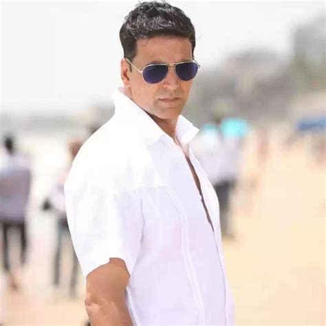 Akshay Kumar Wearing Sunglasses Desi Comments