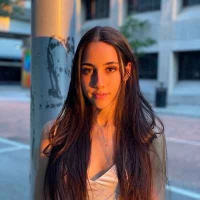 Meet Bella Skies A Prolific Top Earner From OnlyFans