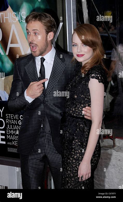 Ryan Gosling Emma Stone At Arrivals For Crazy Stupid Love Premiere