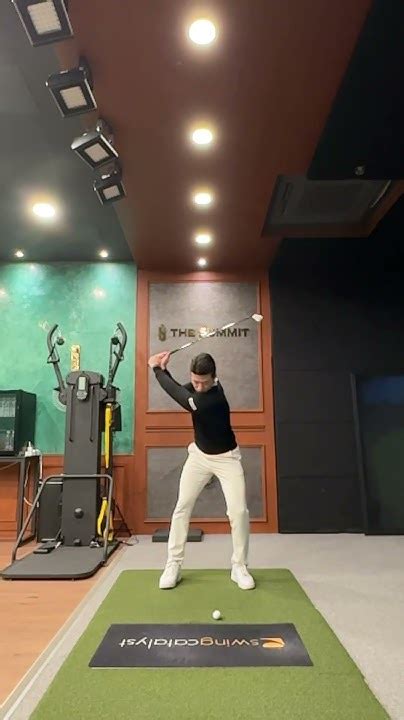 머리와 어깨의 관께를 풀어주세요 골프 골프스윙 Golf 골프레슨 쇼츠 Golfer Golfswing Shorts 분당골프레슨 판교골프레슨 황준우 프로
