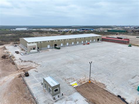 206 Lampazos Loop Laredo Tx 78045 Industrial For Lease Loopnet