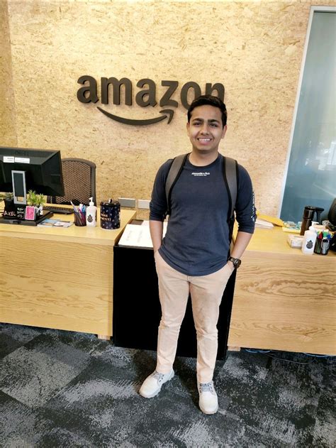 Aditya Singhal On Linkedin Dayone Newjob Amazon Sde Amazoncare