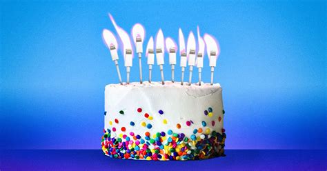 Apple’s Lightning cable turns 10, but its time is over - The Verge