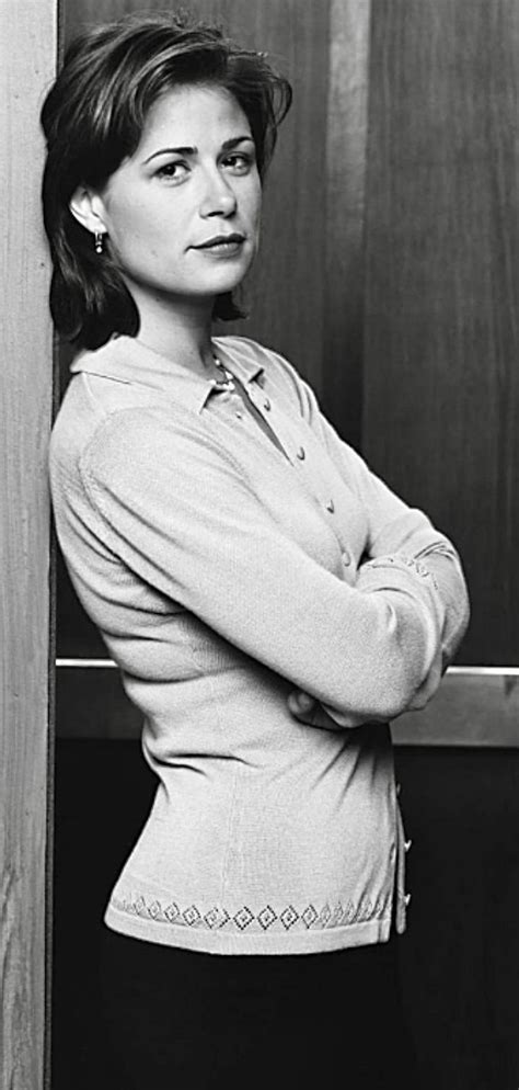 Peri Gilpin 90s Maura Tierney 90s Maura Tierney Hair Portraits
