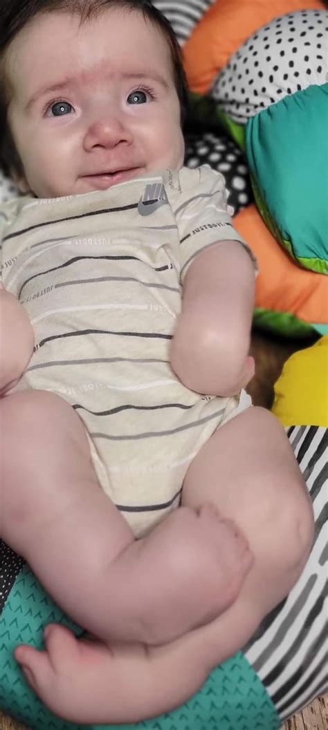 Zekes Feet Rzekeandhalee