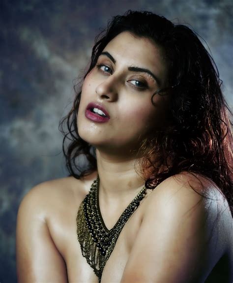 Gunnjan Aras Most Beautiful Photos Shoot