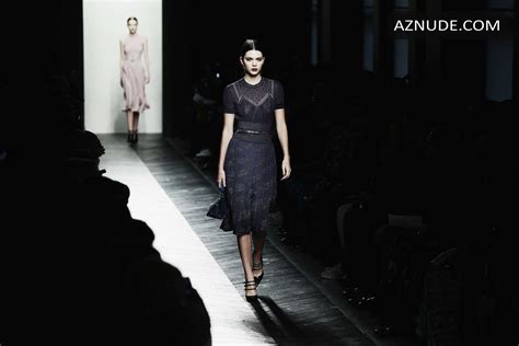 Kendall Jenner Walks The Runway At Bottega Veneta Show During Milan Fashion Week AZNude
