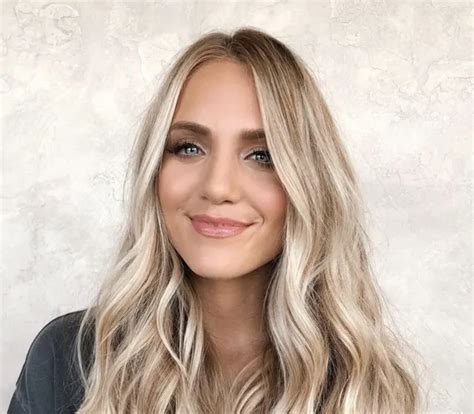 Savannah Labrant Youtuber Age Net Worth Husband And More