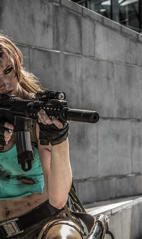 Download Wallpaper Girl Weapons Lara Croft Lara Croft Cosplay