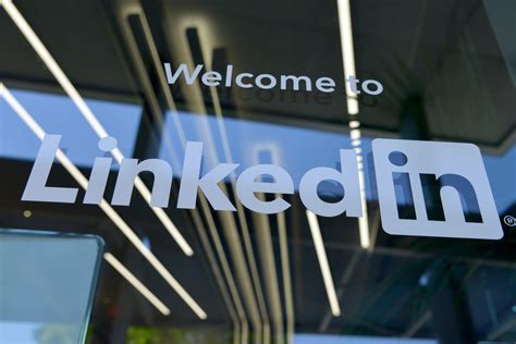 what can gpt 4 powered linkedin ai assistant do dataconomy