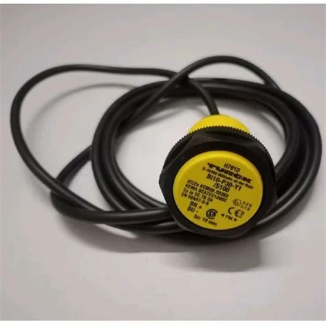 Plastic M30 Turck Inductive Proximity Sensor Model Name Number BI10 P30 Y1 S100 At 9500