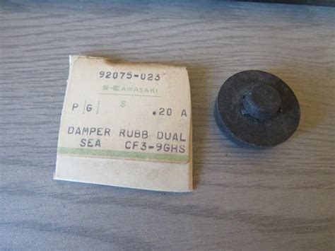 Kawasaki Nos New 92075 023 Seat Damper H1 H2 S2 C2 F3 F4 F5 F6 F7 F8 F9 Om18 Ebay