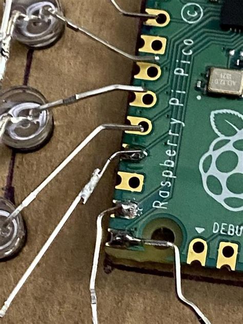 Raspberry Pi Pico Led Badge Wearable Illumination Creation