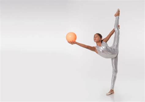 1 100개 이상의 리듬 체조 볼 이미지 스톡 사진 그림 및 Royalty Free 이미지 Istock