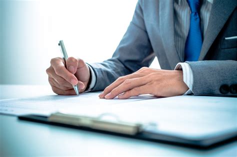 5 Common Lending Challenges Faced By Nbfcs And How To Overcome Them