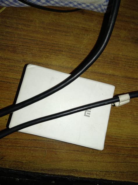 Xiaomi S Usb Cables Used To Be Much Thicker Left One Came From Redmi S And The Right One Is