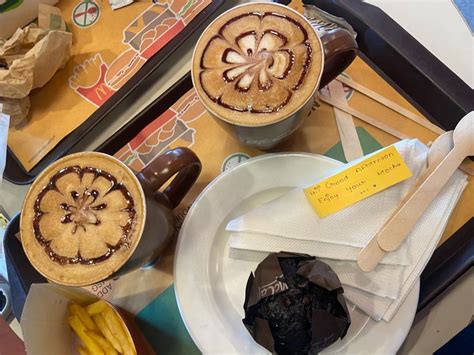 Linkedinforcreators Mcdonalds Coffeebreak Jessica Rapose