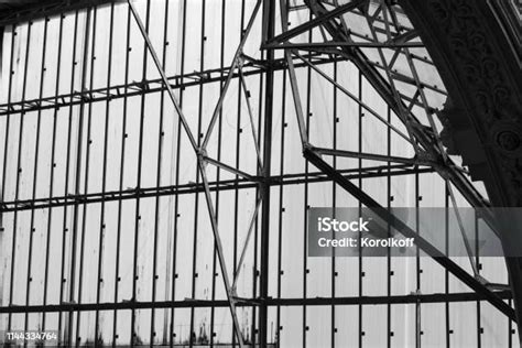 Struktur Atap Kaca Bingkai Logam Pola Arsitektur Foto Stok Unduh Struktur Atap Kaca Bingkai Logam Pola Arsitektur Foto Stok Unduh