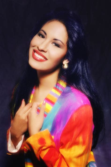 Selena Quintanilla Wallpaper Wallpapersafari
