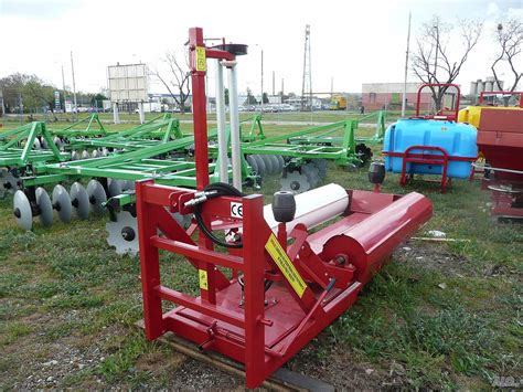 Фолираща обмотаваща машина Балировачка Сламопреса Трактори механизация инвентар С