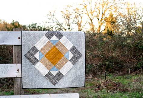 17 Easy Big Block Quilt Patterns For Beginners