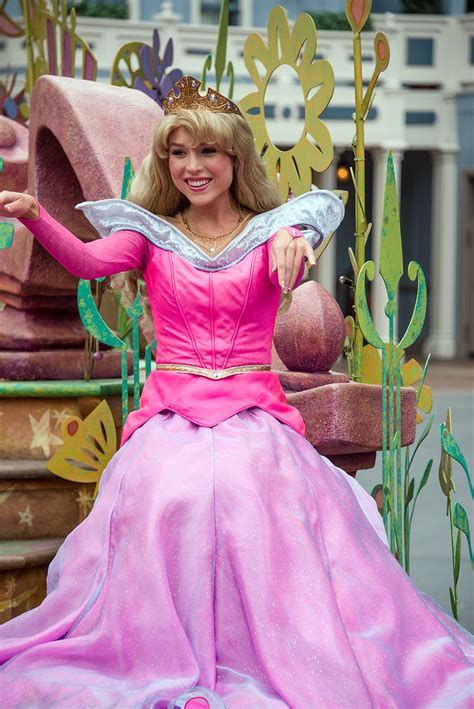 Aurora In Mickeys Soundsational Parade In Disneyland Flickr