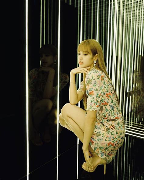 Lisa Feet R Blackpink Hotties