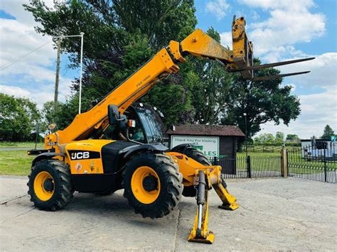 Jcb 533 105 4wd Telehandler 105 Meter Reach Cw Pallet Tines Video