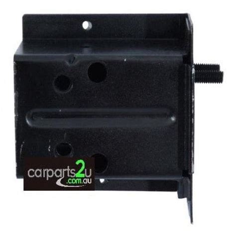 Right Front Bar Bracket To Suit Nissan X Trail T30 9200192007